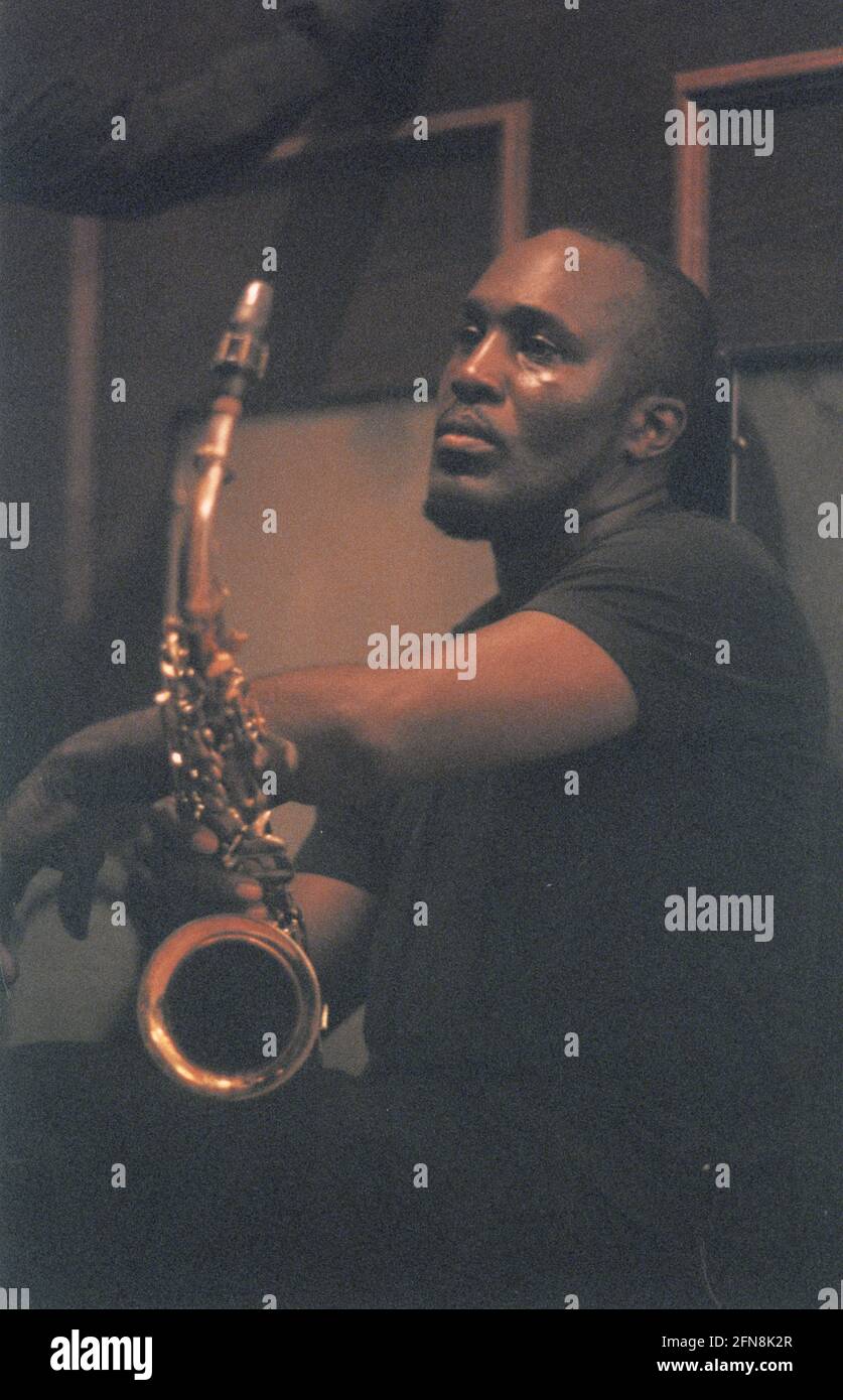 Kofi tony hi-res stock photography and images - Alamy