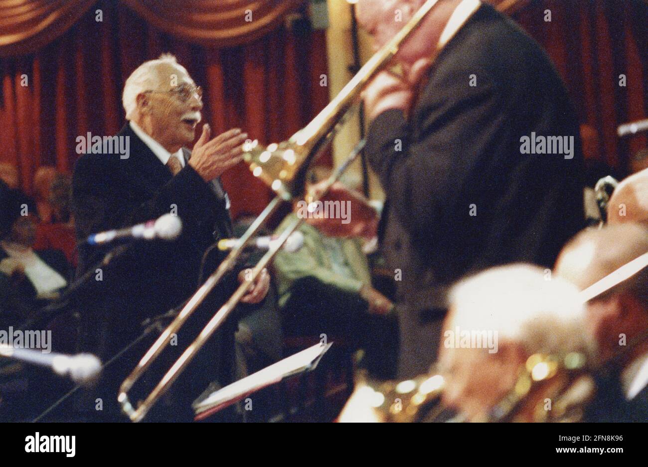 Freddy reynolds hi-res stock photography and images - Alamy