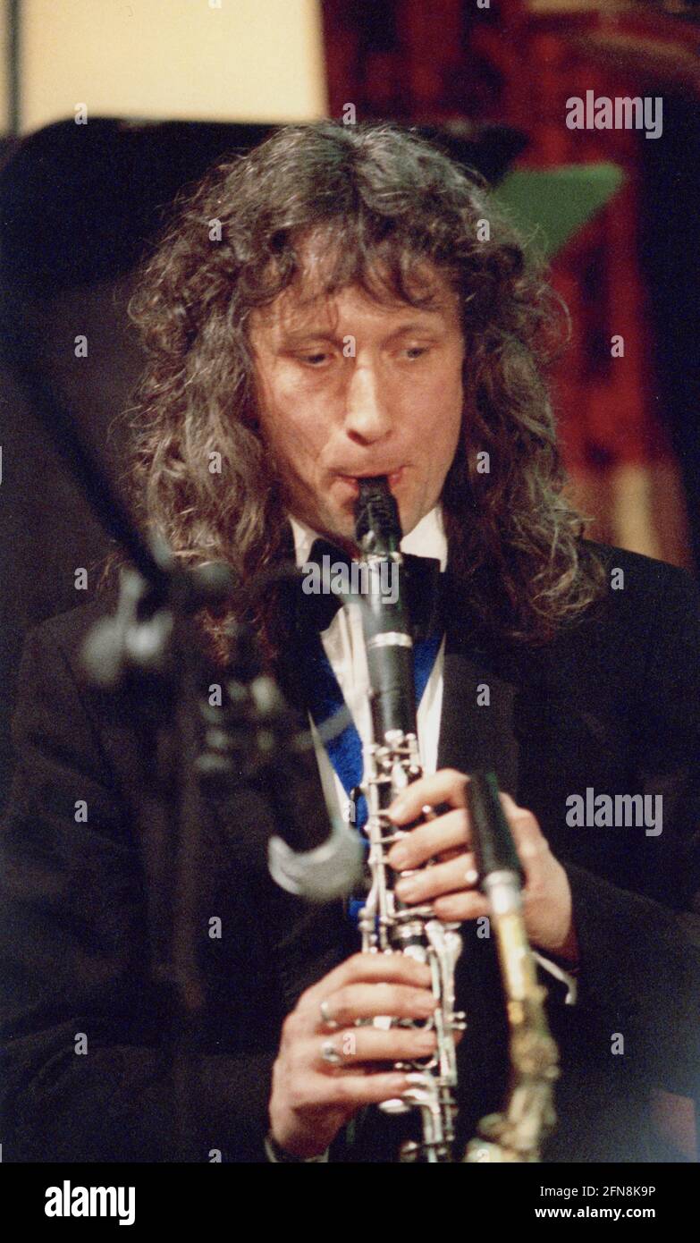 Julian marc stringle hi-res stock photography and images - Alamy