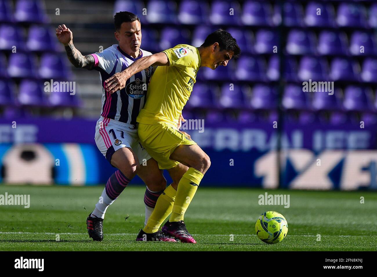 VALLADOLID, SPAIN - MAY 13: Roque Mesa of Real Valladolid, Gerard ...