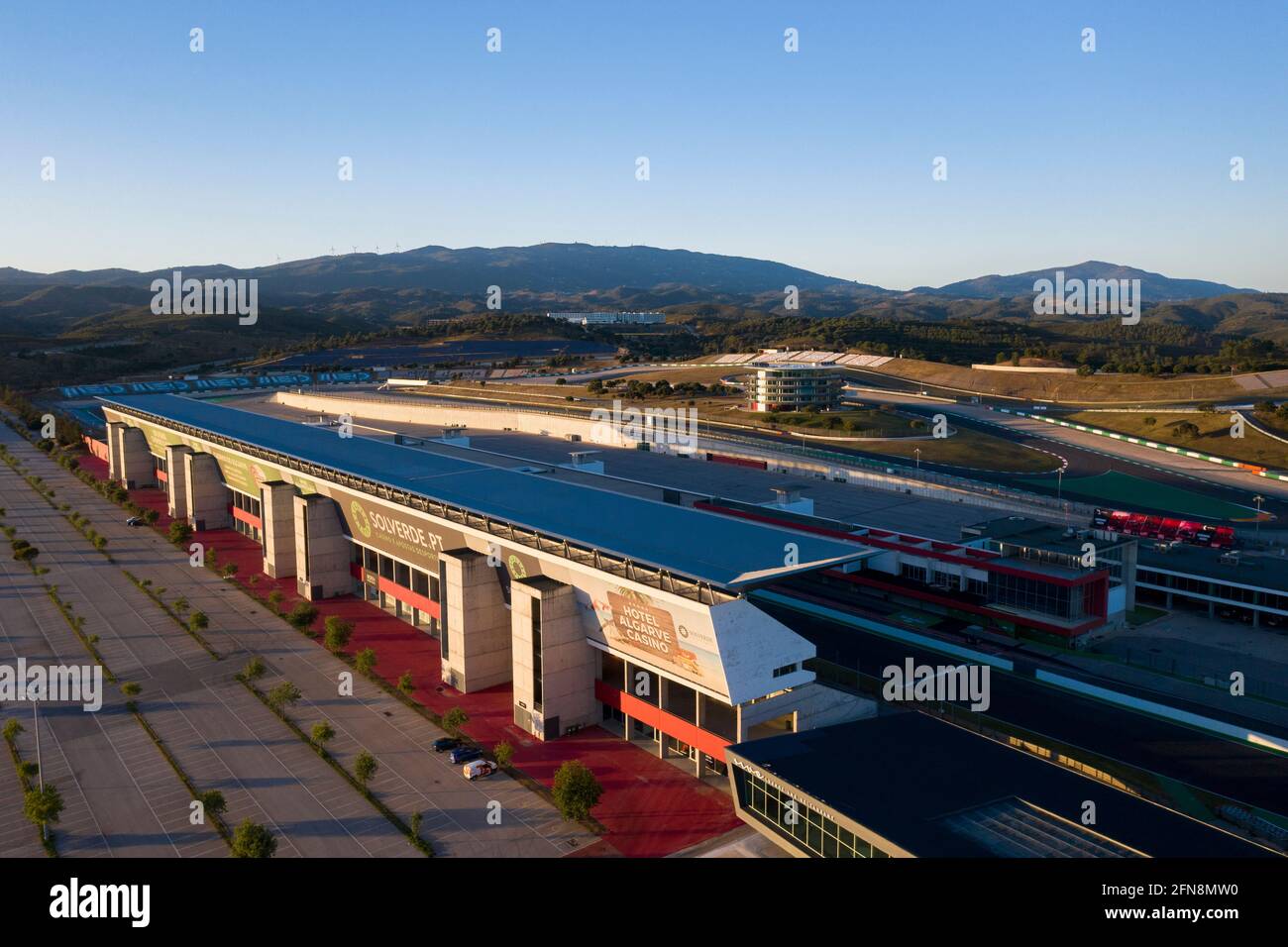 Car stand portugal hi-res stock photography and images - Alamy