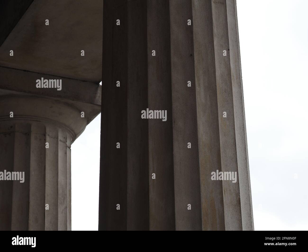 Doric lodge hi-res stock photography and images - Alamy