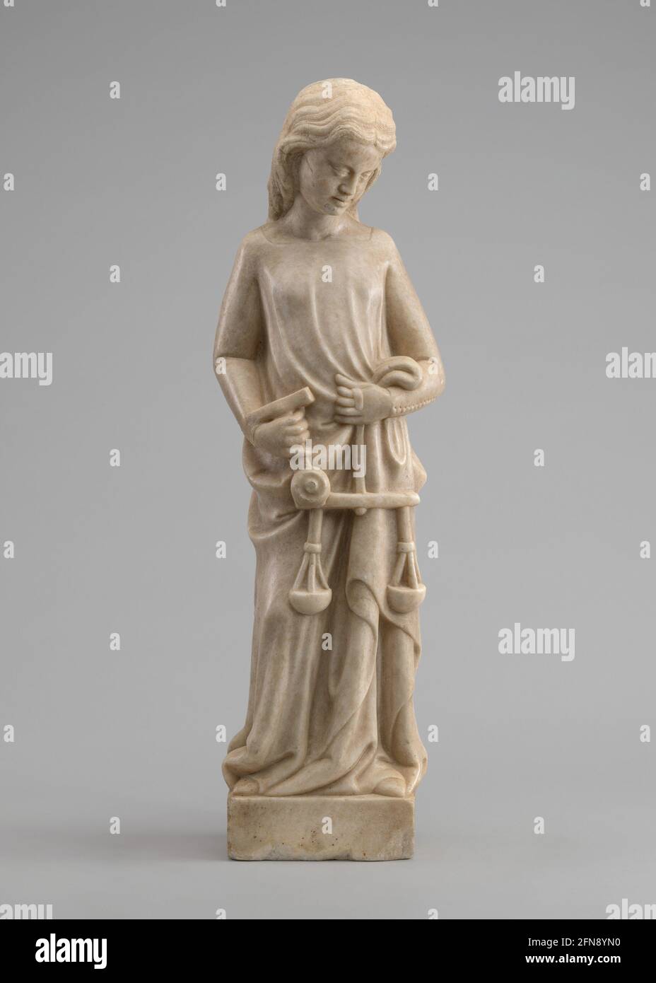 Female justice figure marble sculpture hi-res stock photography and ...