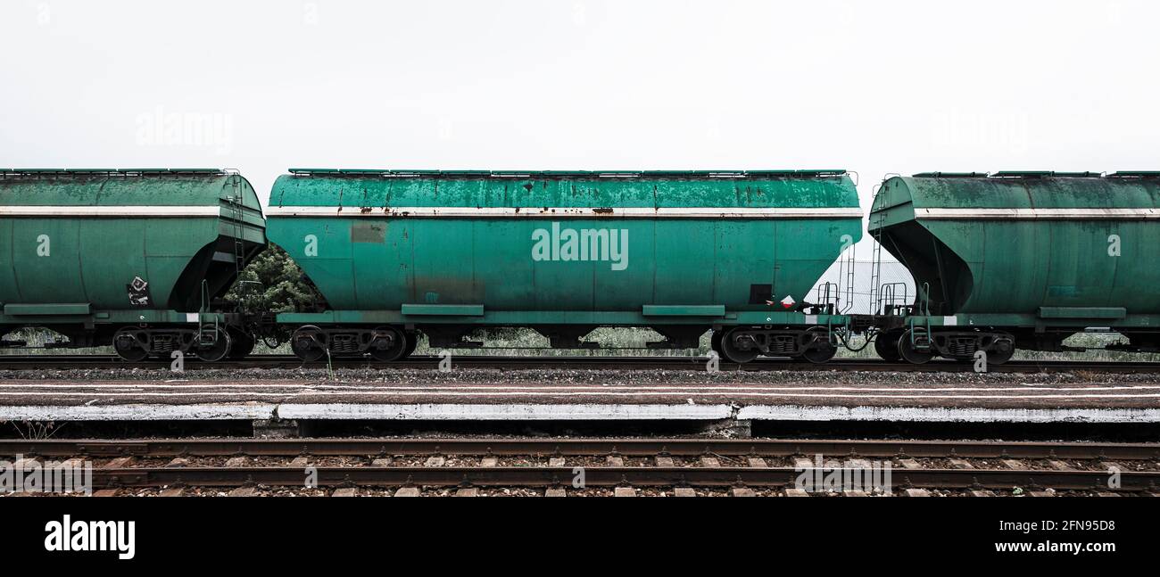 Boxcars in the railway station, railway tracks Stock Photo - Alamy