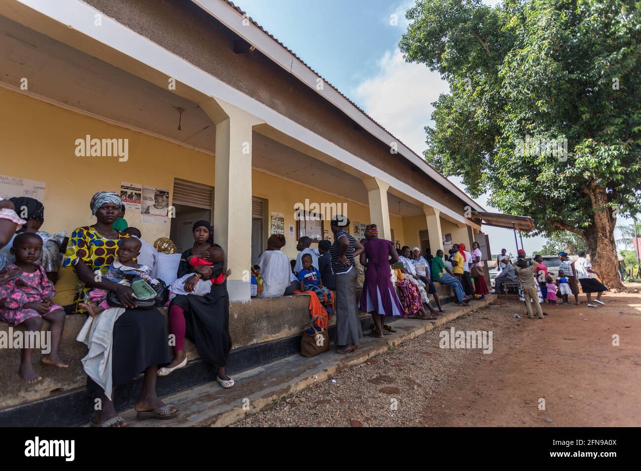 Rural hospital africa hi-res stock photography and images - Alamy
