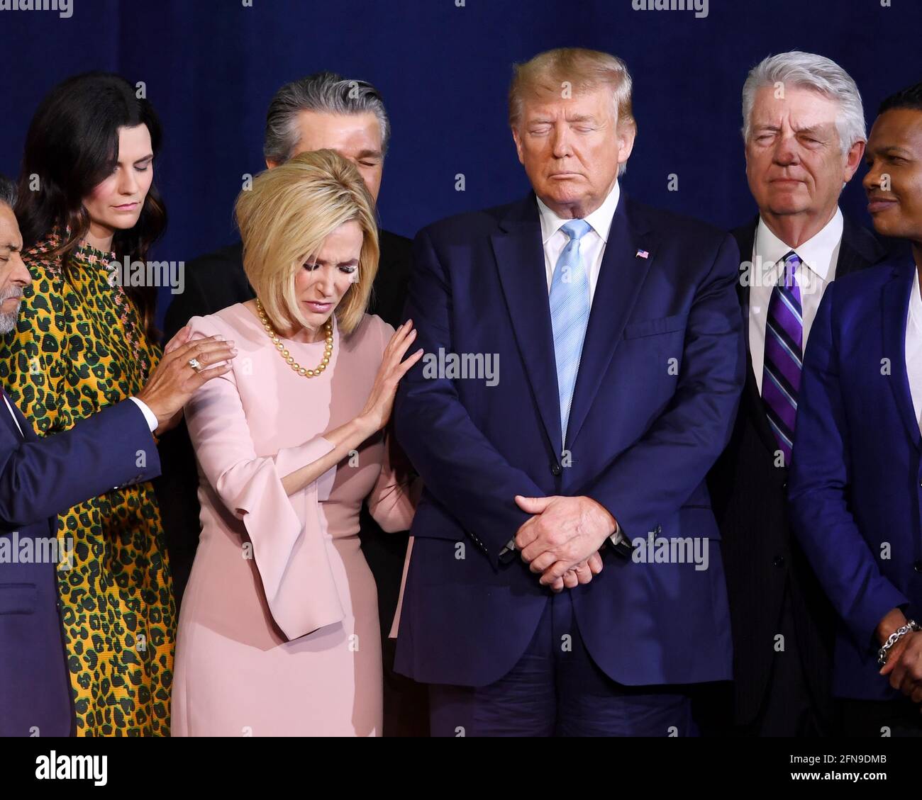 Miami - FL - 20200103-Pastor Paula White-Cain and US President Donald ...