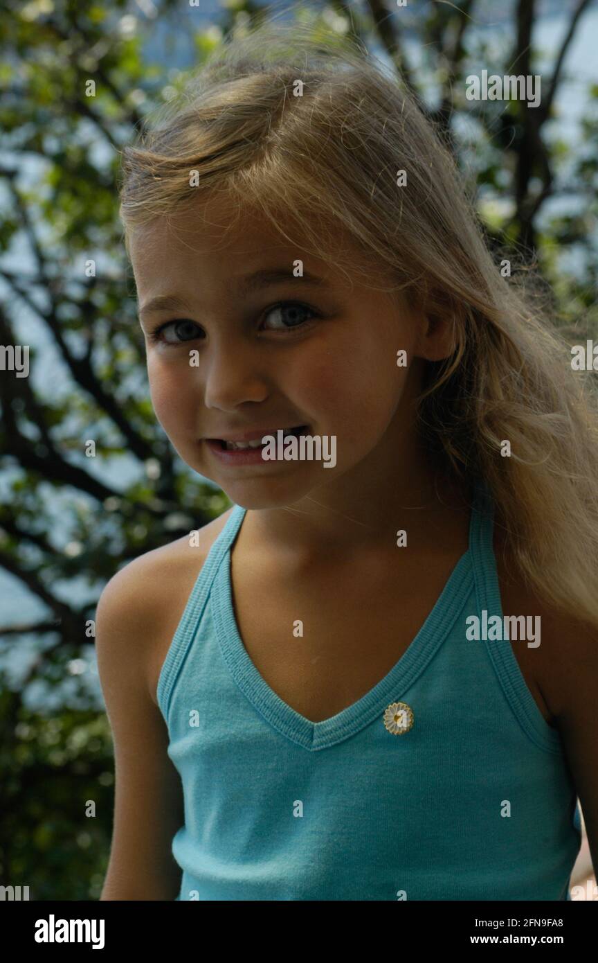 Little girl happy, italian little girl Stock Photo - Alamy