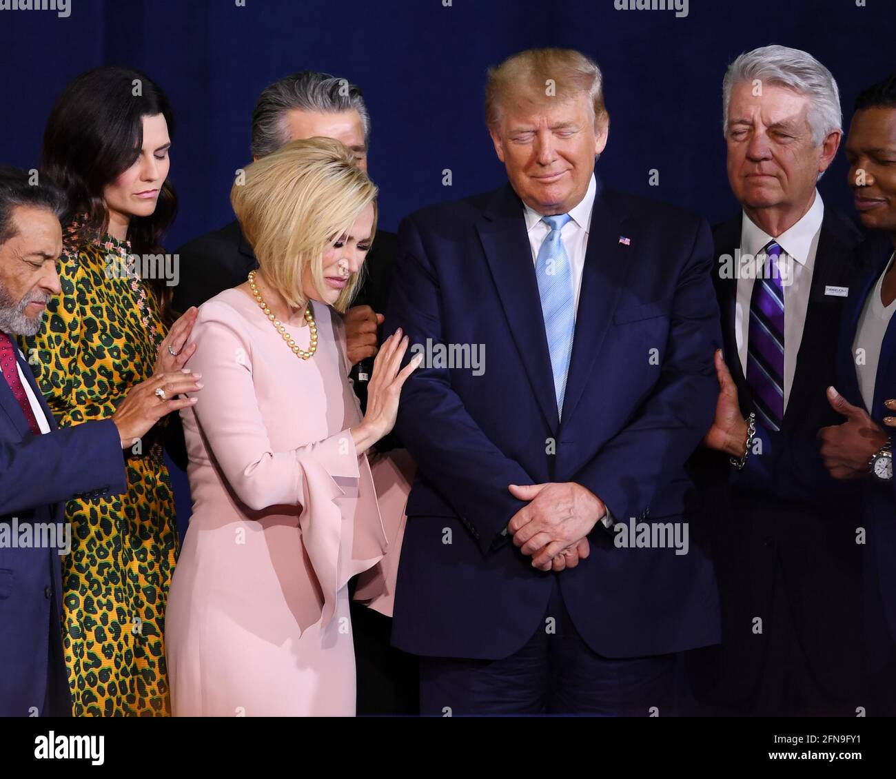 Miami - FL - 20200103-Pastor Paula White-Cain and US President Donald ...
