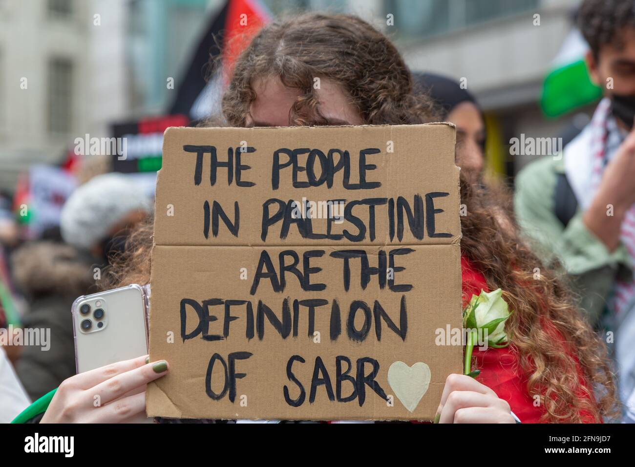 Palestine protest cardboard sign london hi-res stock photography and ...