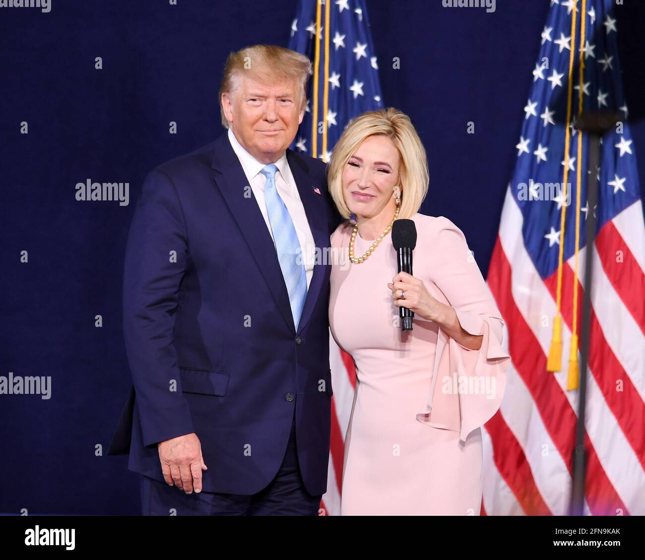 Miami - FL - 20200103-Pastor Paula White-Cain and US President Donald ...