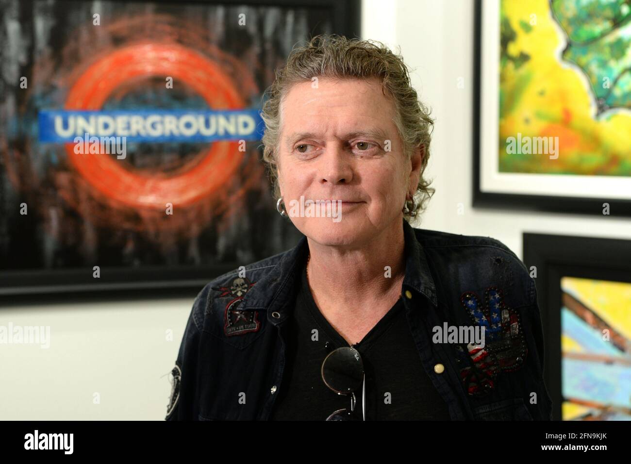 Hollywood - FL - 20200109 Rick Allen of Def Leppard displays his art ...