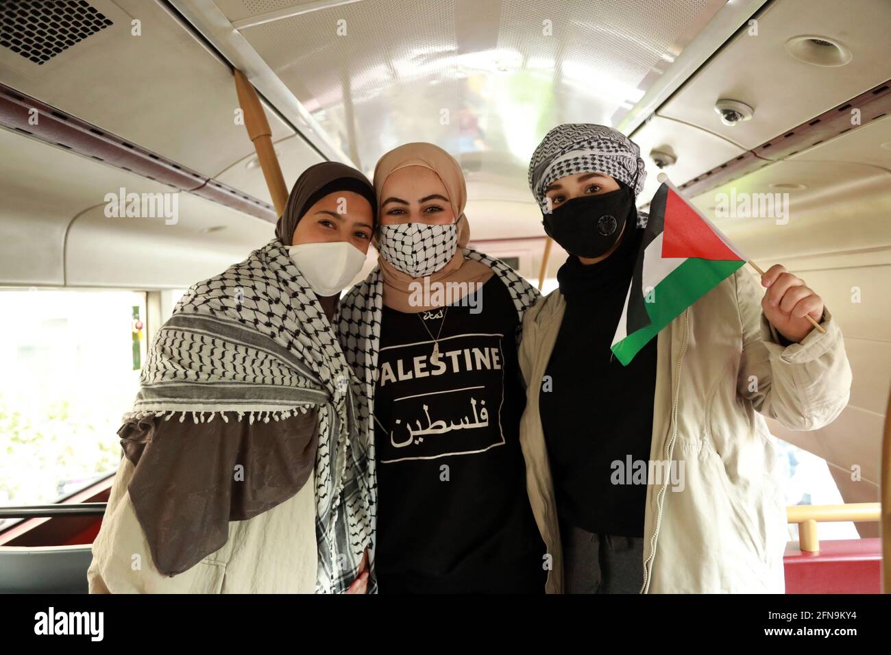 Israeli Embassy - London, UK, 15th May, 2021; Many thousands of people ...