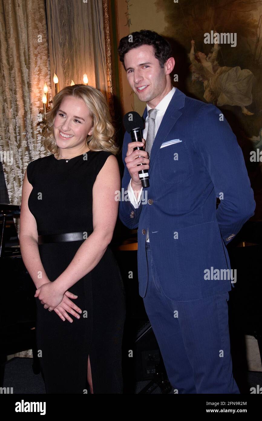 New York - NY - 20200130 - 'Diana' Broadway Musical Cast Special ...