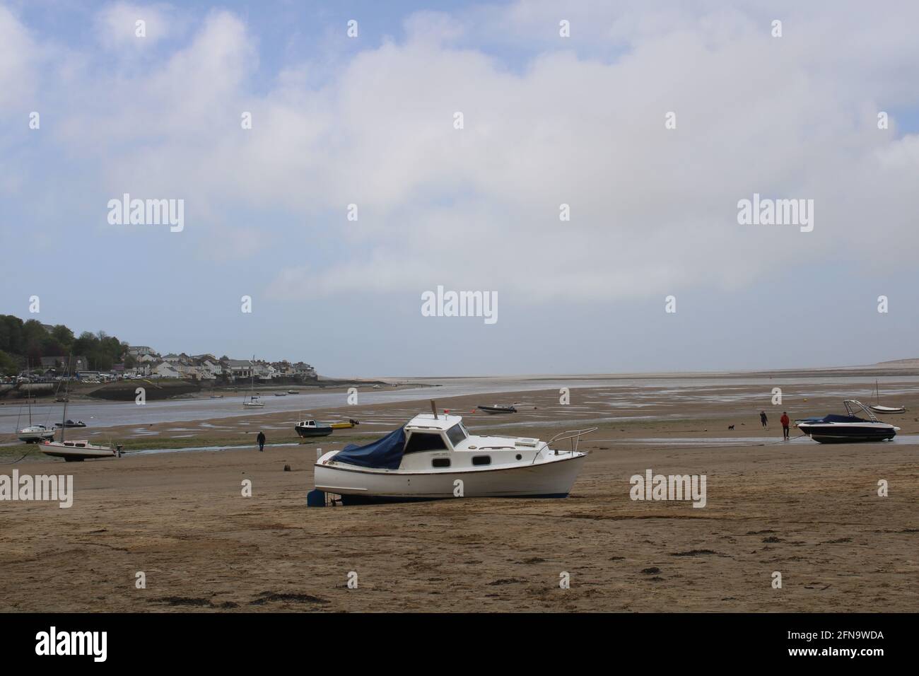 Instow North Devon on the beach Stock Photo - Alamy