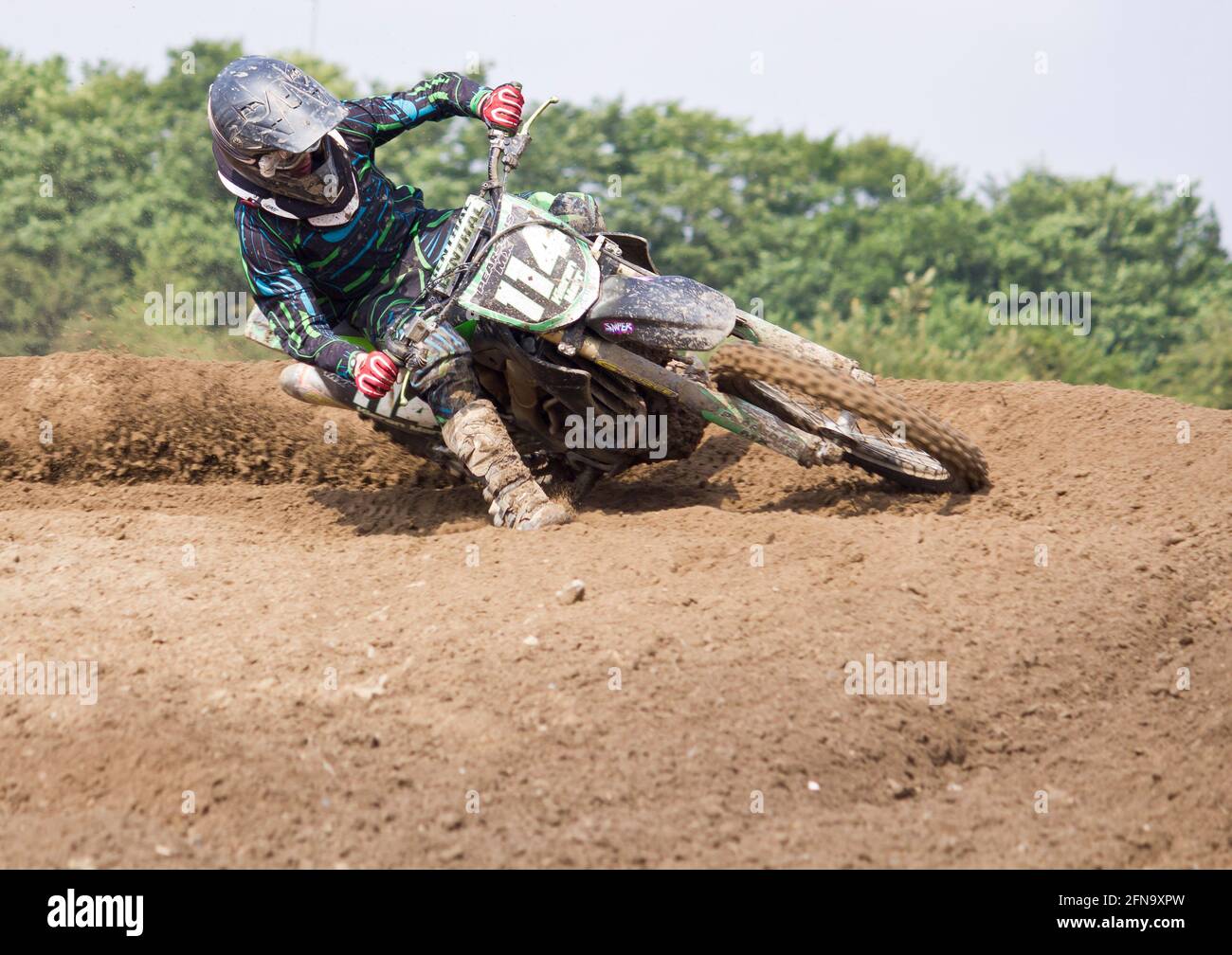 Cross motor hi-res stock photography and images - Alamy