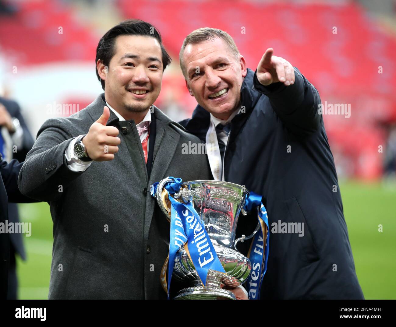 Brendan rodgers fa cup trophy hi-res stock photography and images - Alamy