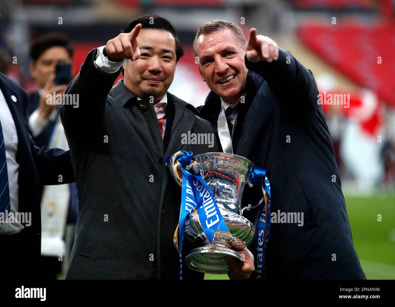 Brendan rodgers fa cup trophy hi-res stock photography and images - Alamy