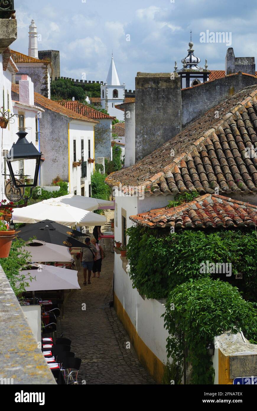 Obidos traditional houses streets hi-res stock photography and images ...