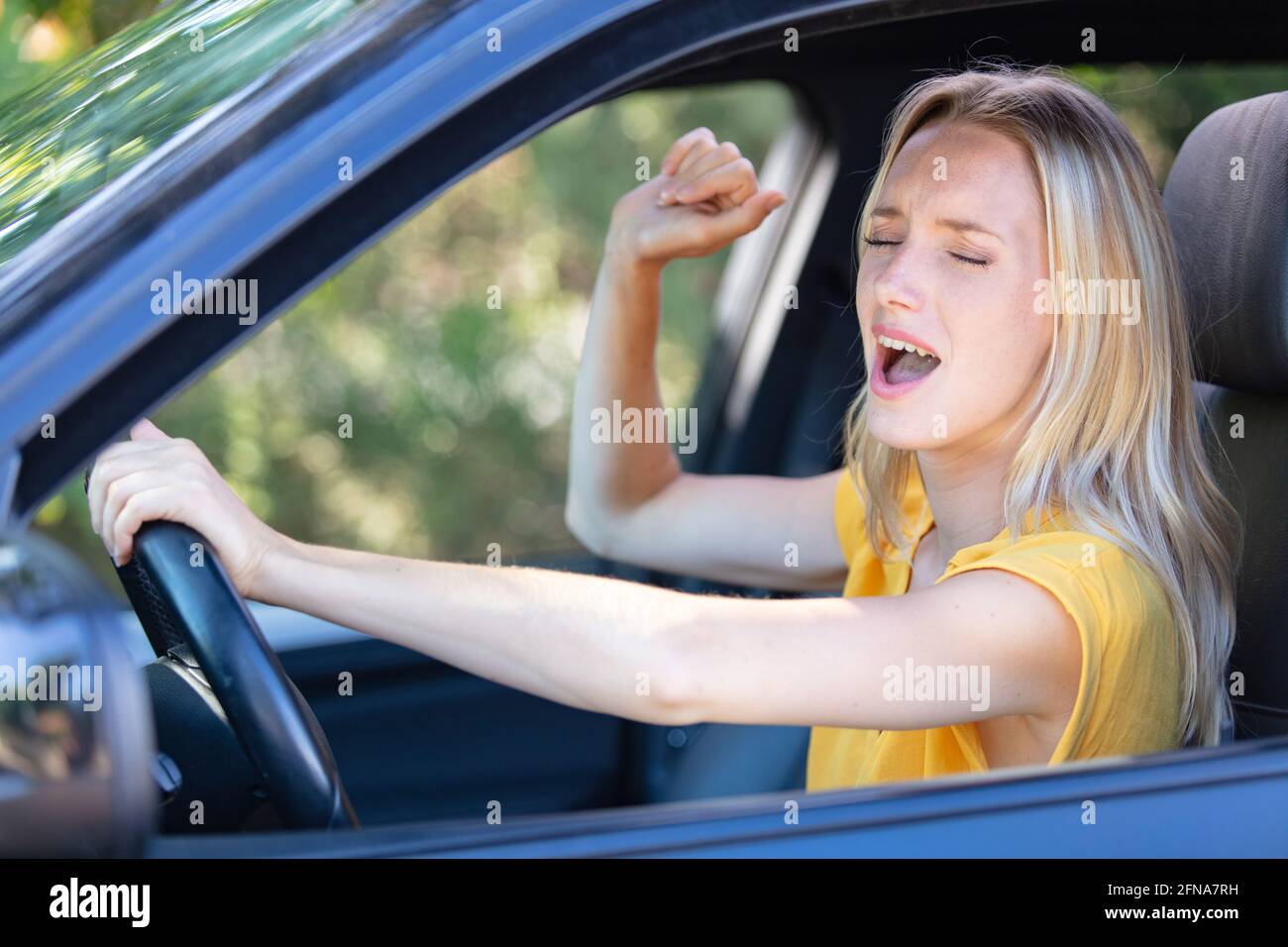 Woman traffic jam angry hi-res stock photography and images - Alamy