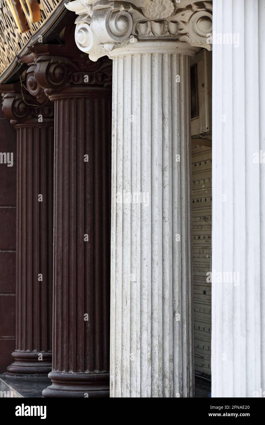 Ionic neoclassical portico hi-res stock photography and images - Alamy