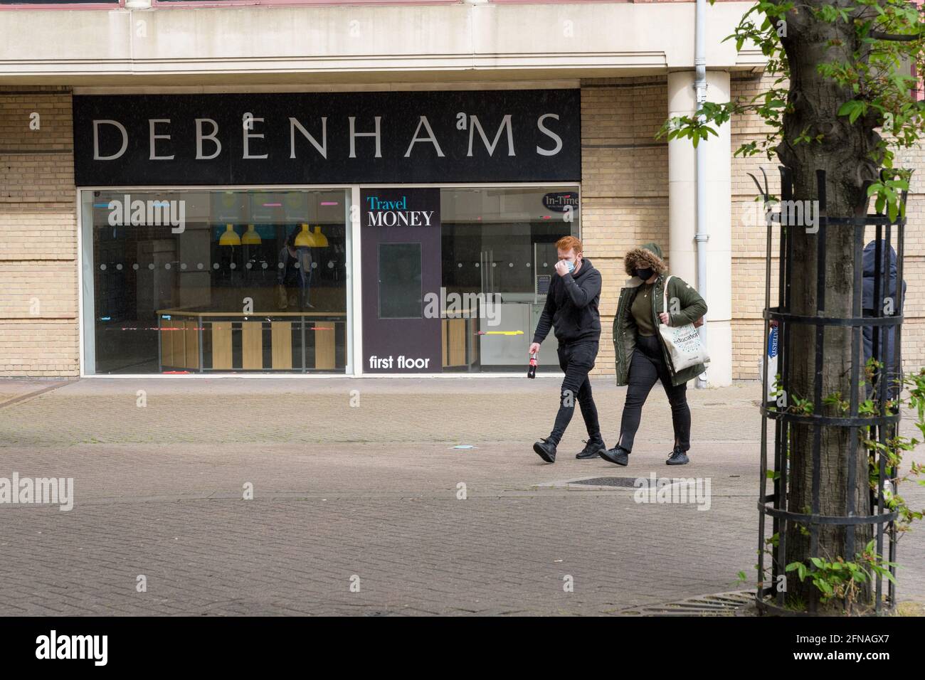 Department store shut hi-res stock photography and images - Alamy