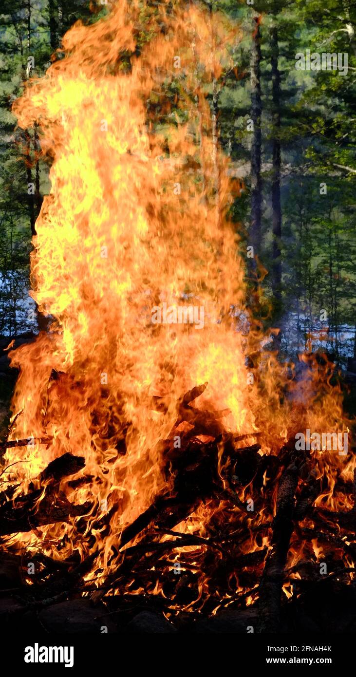 Ulster Bonfire High Resolution Stock Photography and Images - Alamy