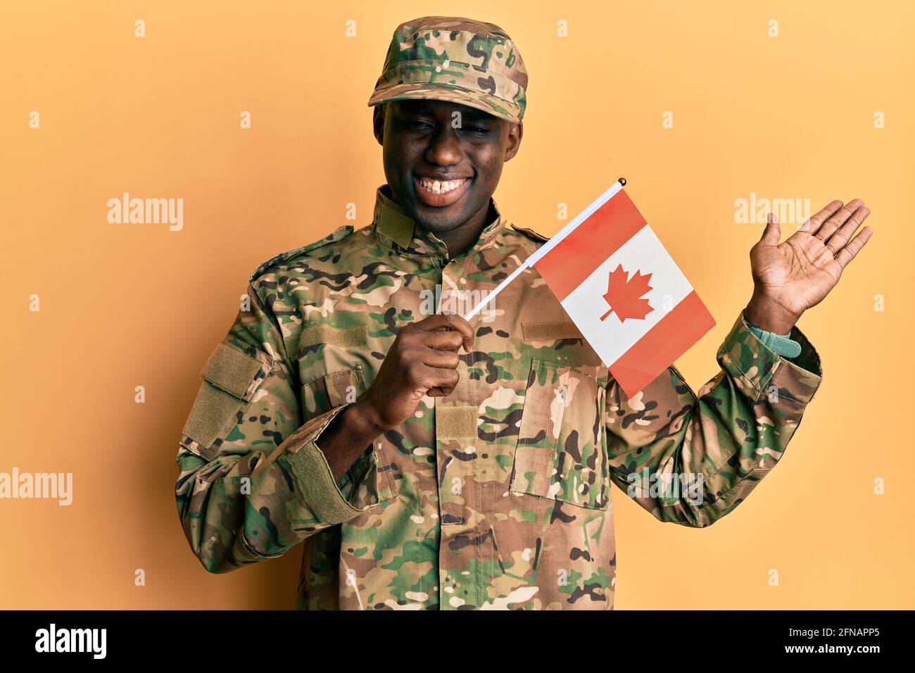 Canadian army smile hi-res stock photography and images - Alamy
