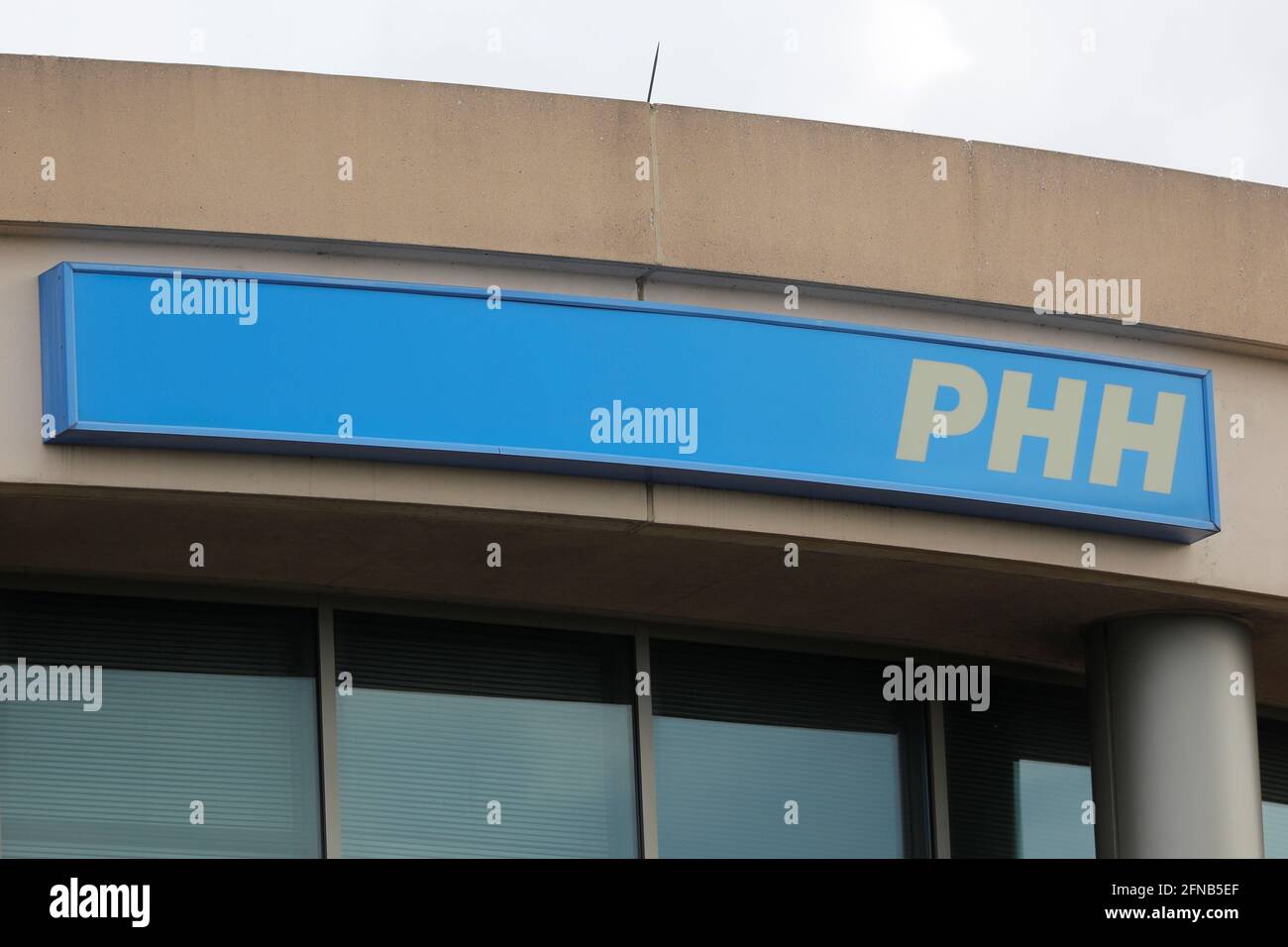 Mount logo hi-res stock photography and images - Alamy