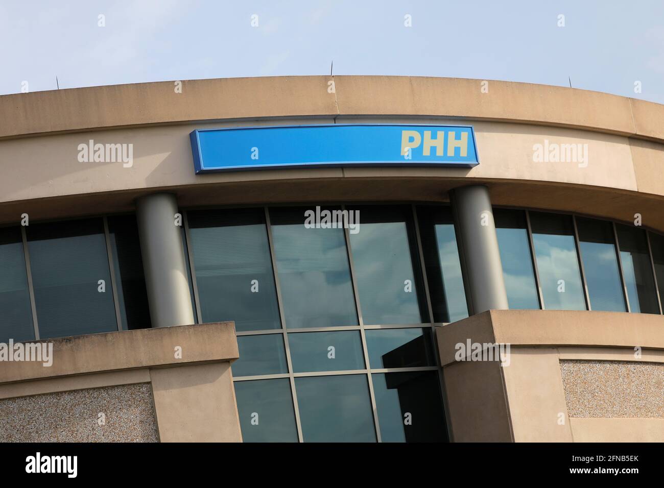 Mount logo hi-res stock photography and images - Alamy