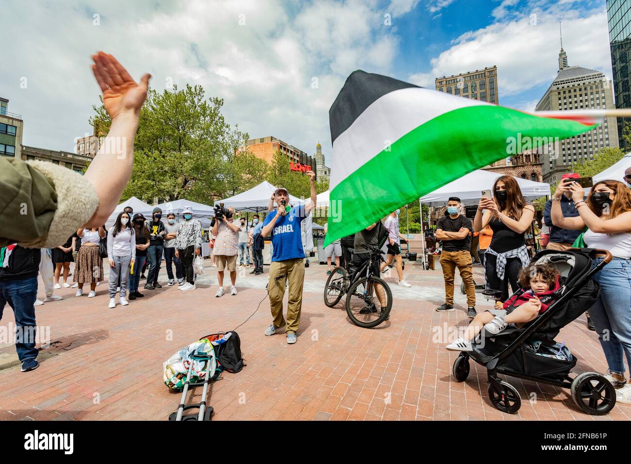 May 15, 2021, Boston, Massachusetts, USA: Lone pro Israel counter ...