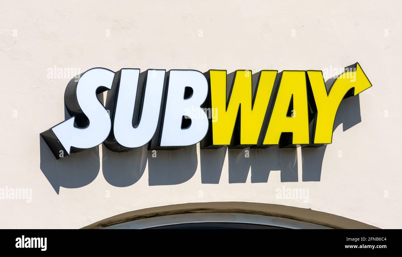 Subway sign, logo on fast food restaurant franchise location - San Jose ...