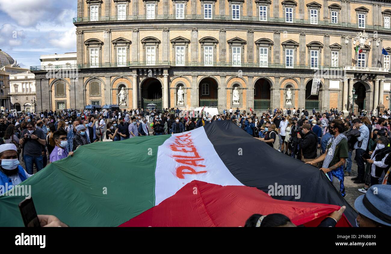 Napoli, Italy. 15th May, 2021. Israel's silence and indifference, the ...