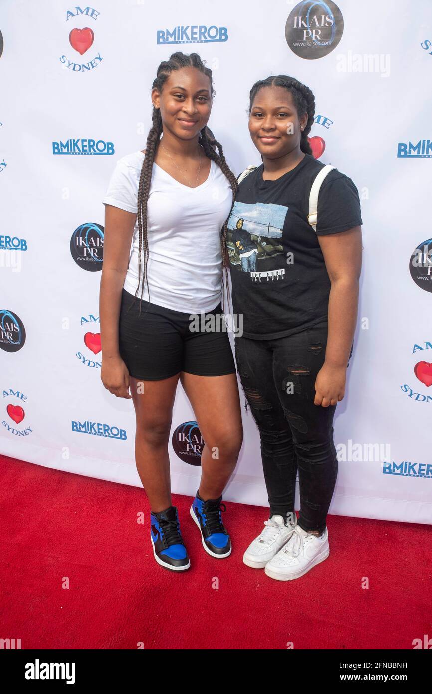 Los Angeles, USA. 15th May, 2021. Baylee and Reign Miles attend Social ...