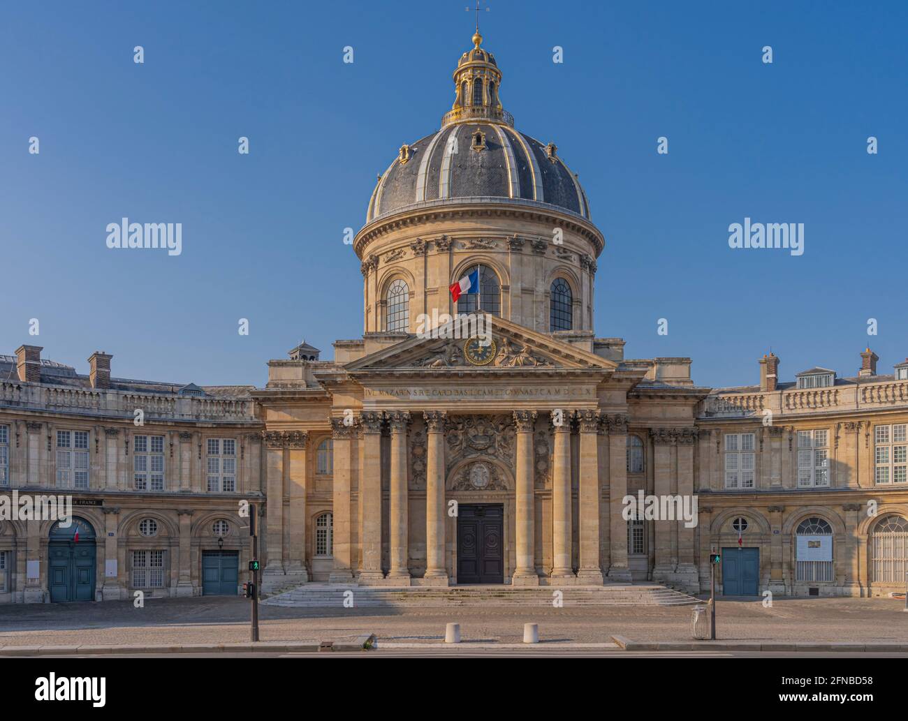 Library of institut de france hi-res stock photography and images - Alamy