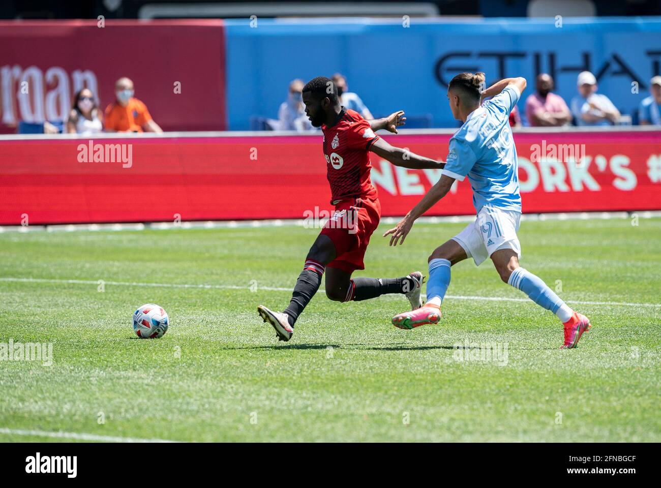 New York, United States. 15th May, 2021. Kemar Lawrence (92) of Toronto ...