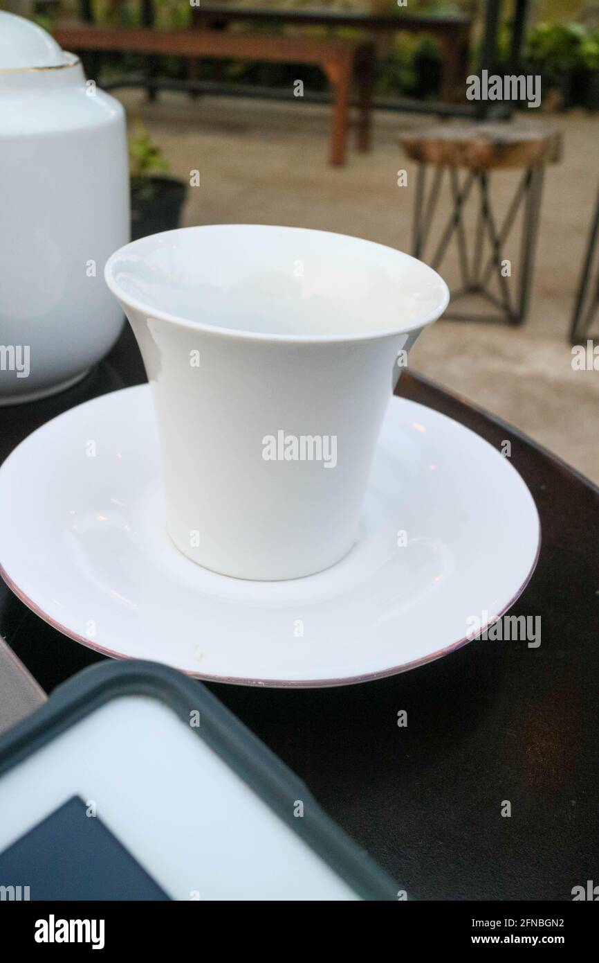 Teacup illustration hi-res stock photography and images - Alamy