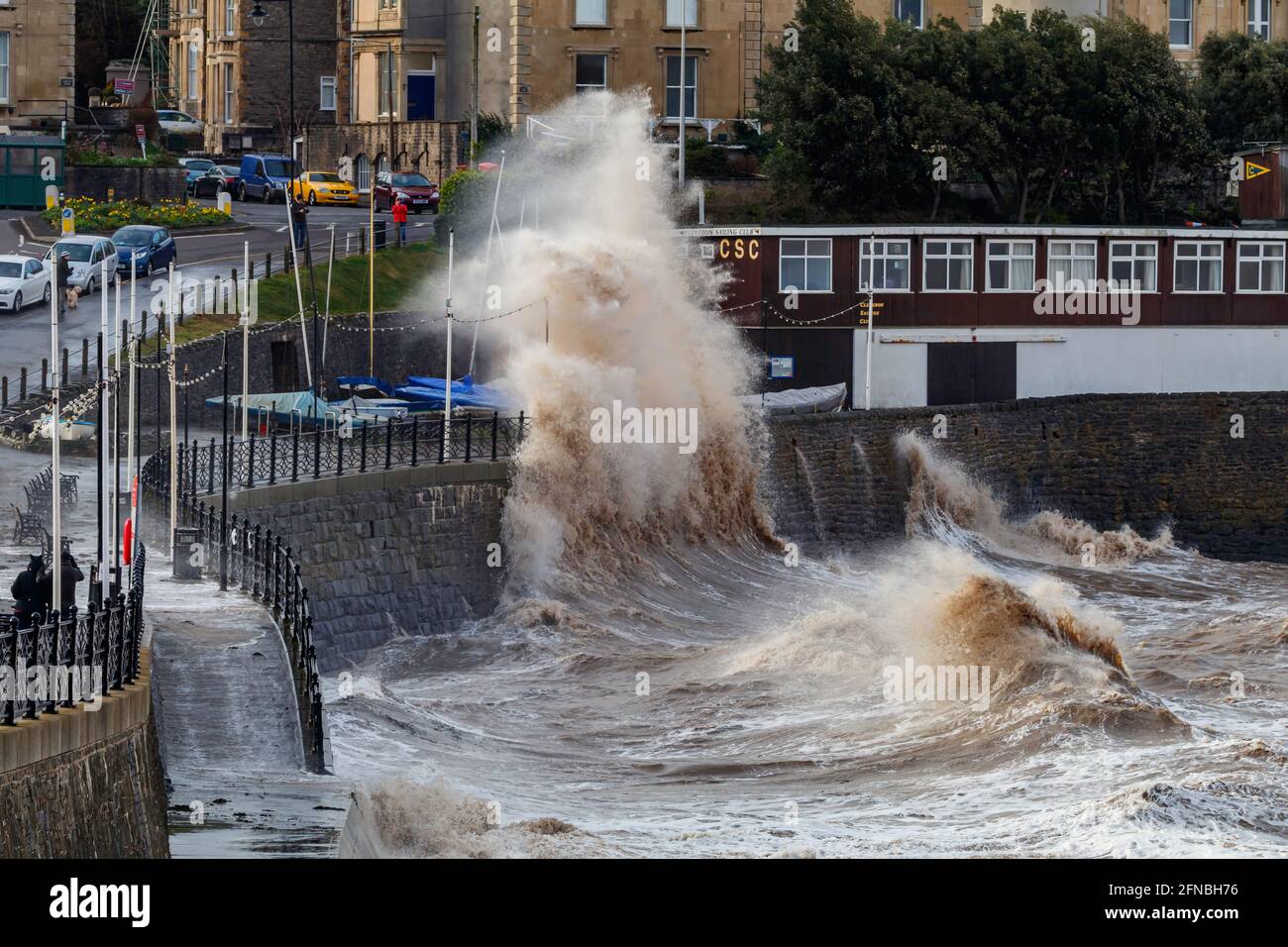 Sailing choppy waters hi-res stock photography and images - Alamy