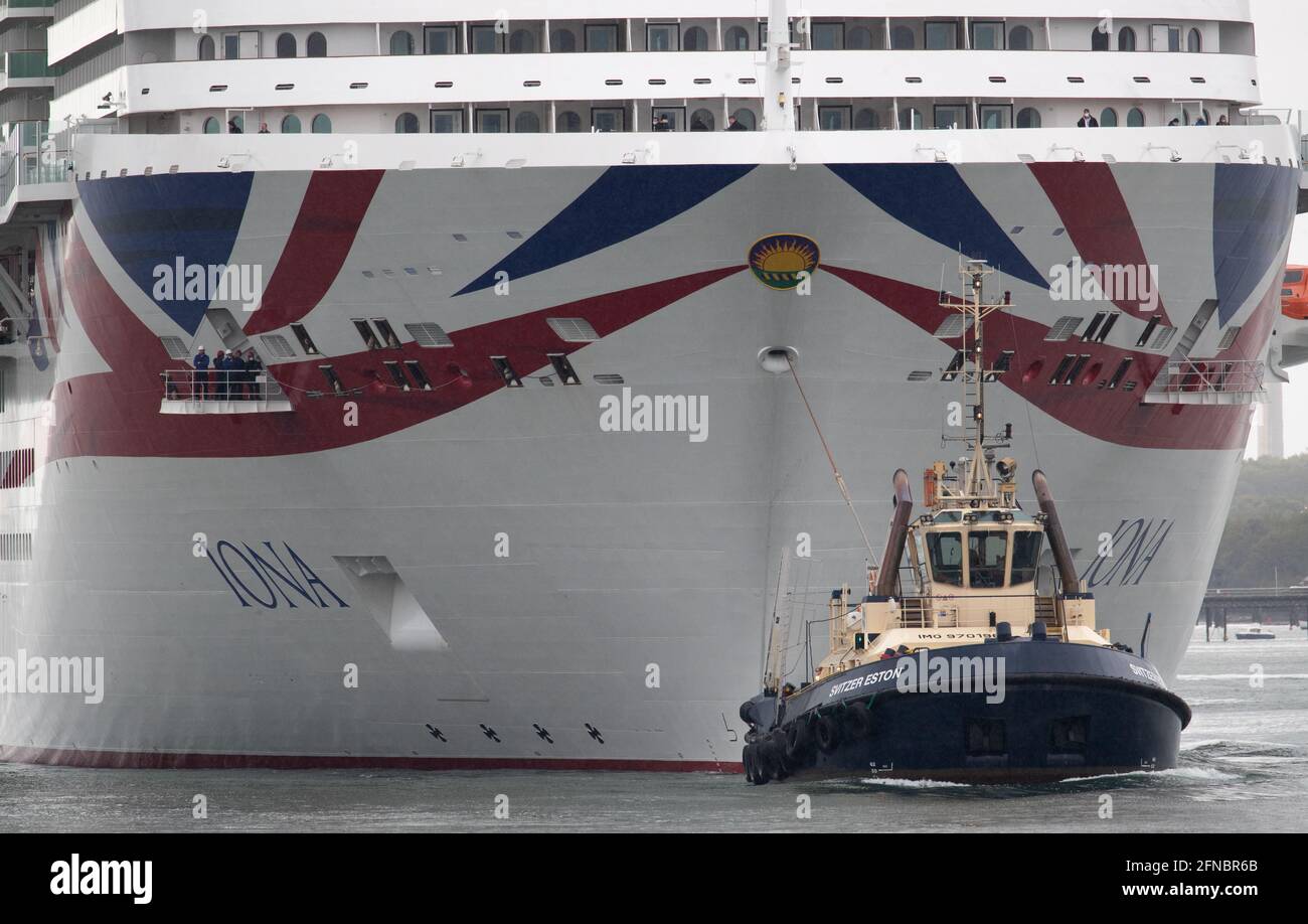 The new P&O cruise ship Iona enters Southampton for the first time ...