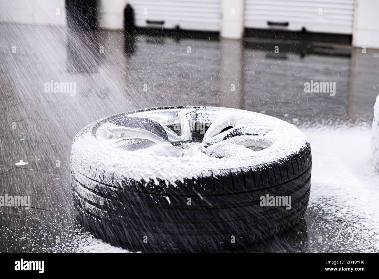 Water wheel technology hi-res stock photography and images - Alamy