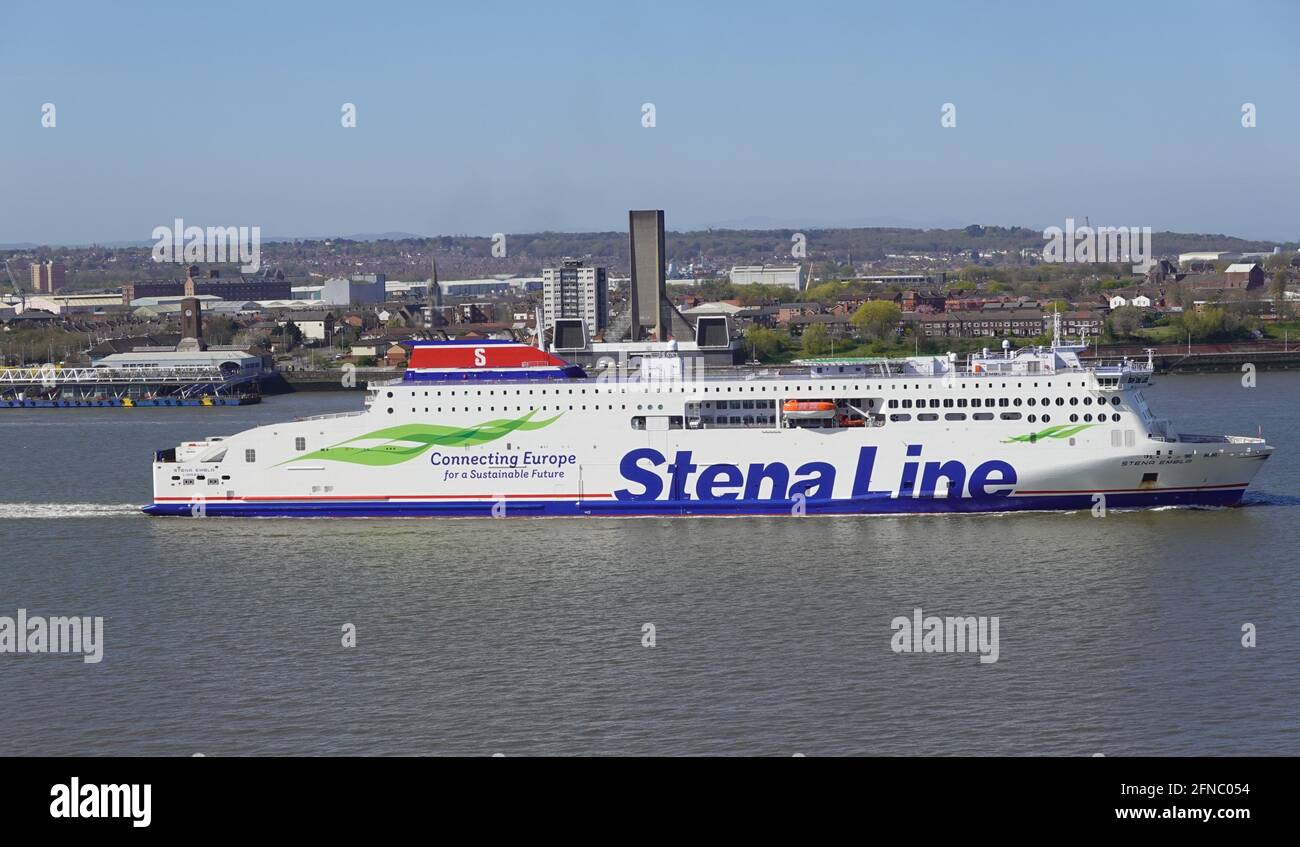 Stena Line Ferry leaving Liverpool for Belfast Stock Photo - Alamy