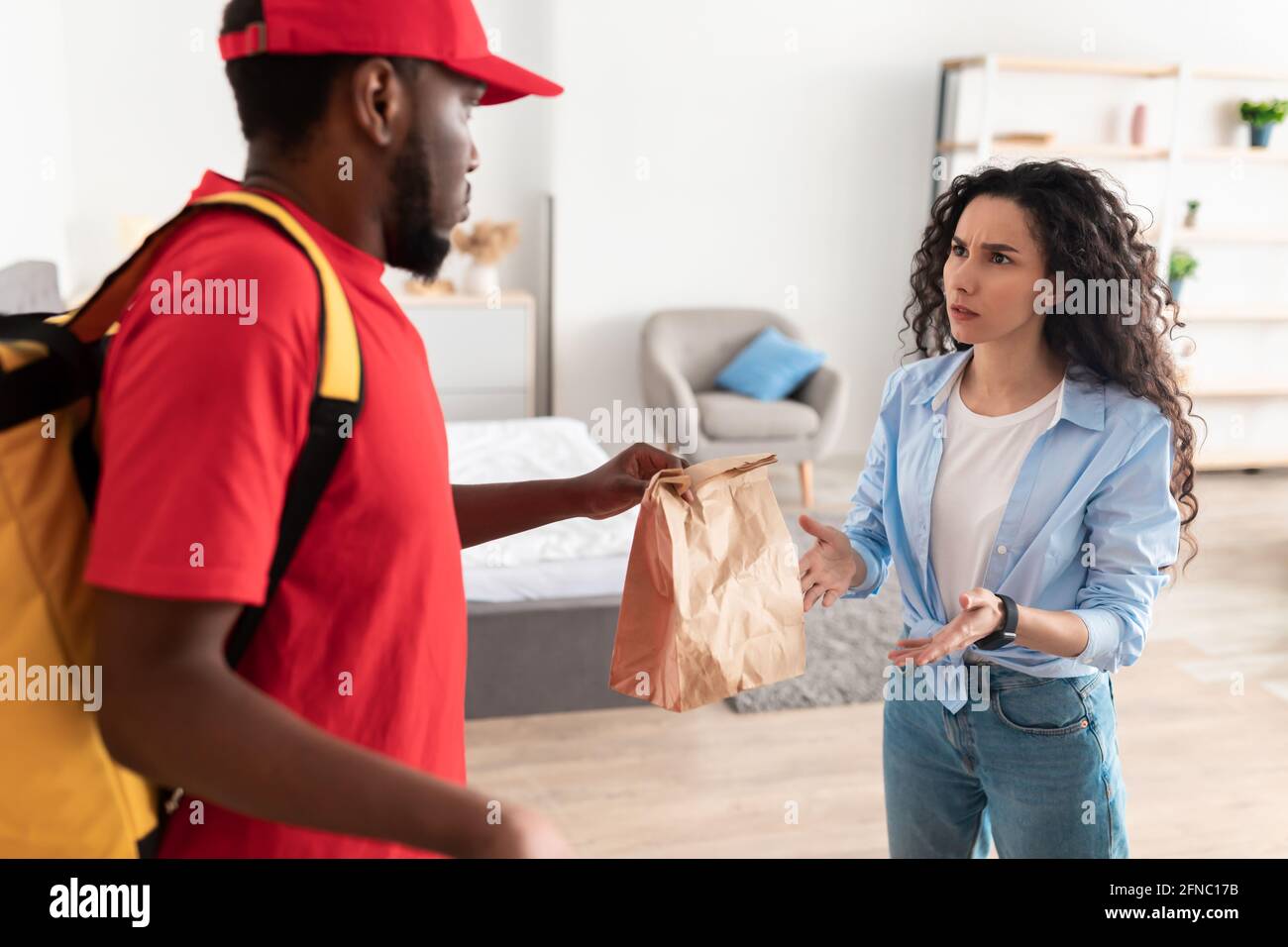 Angry customer hi-res stock photography and images - Alamy