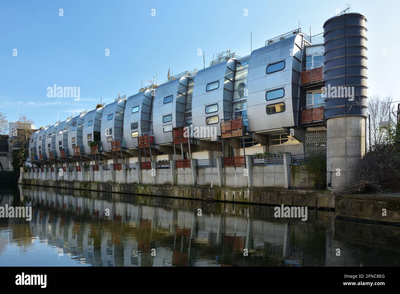 Grand Union Canal Walk Housing, architect Nicholas Grimshaw, Camden ...