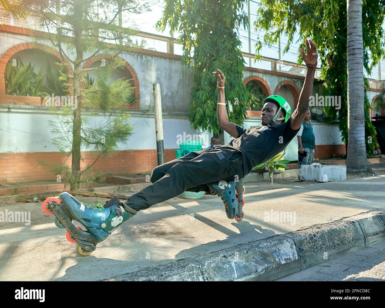 African man rollerblading hi-res stock photography and images - Alamy