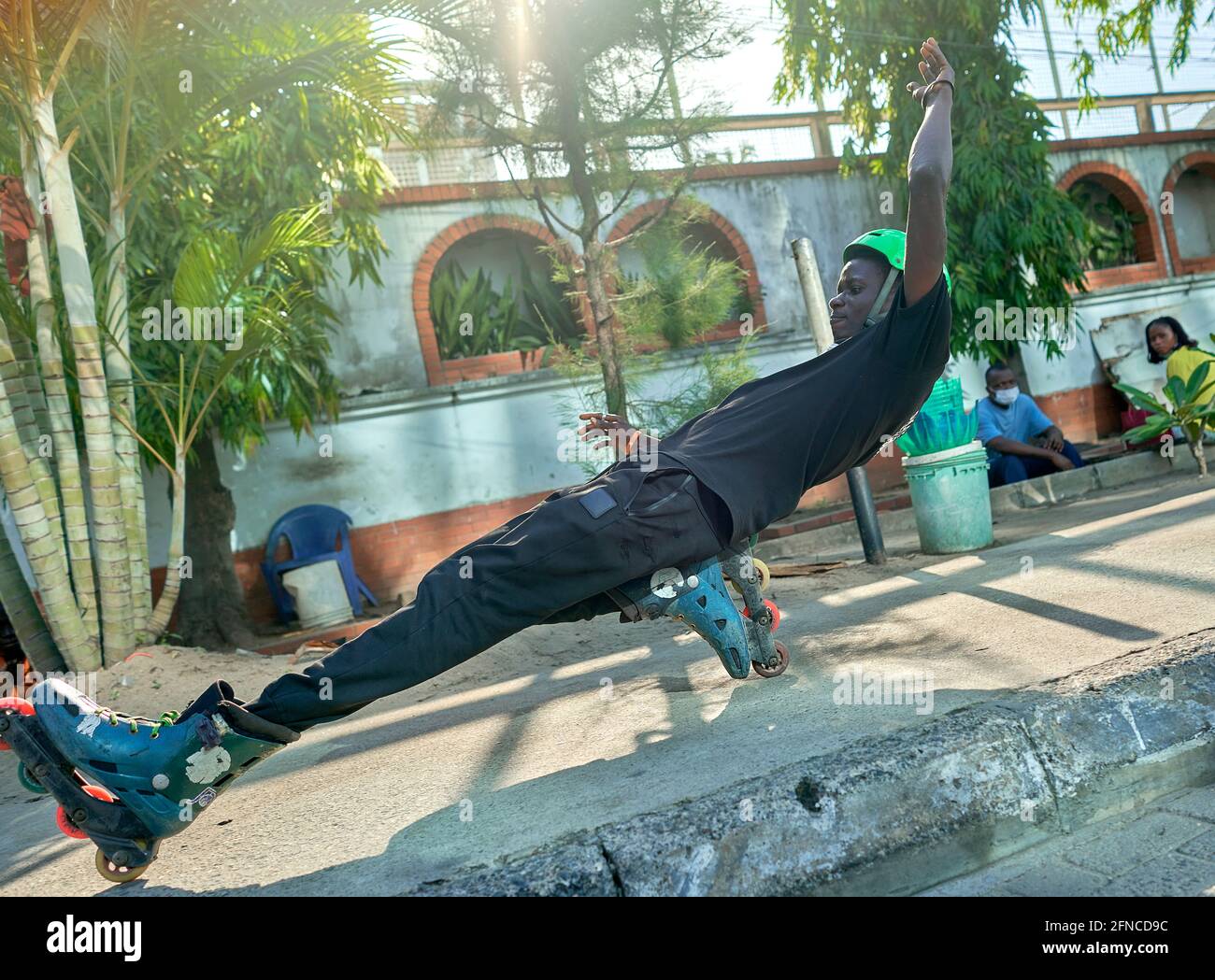 African man rollerblading hi-res stock photography and images - Alamy