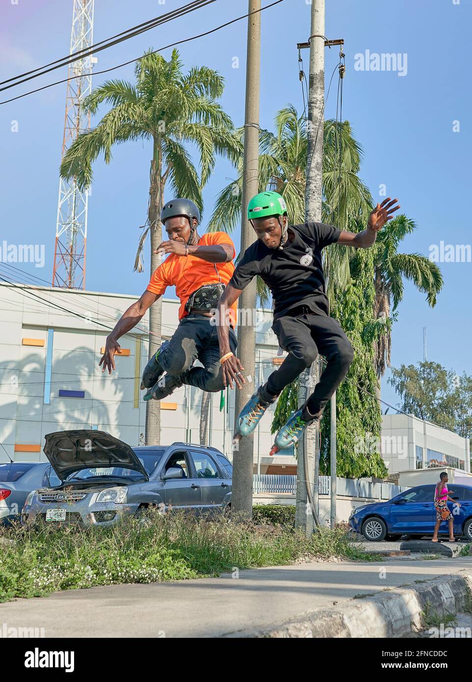 African man rollerblading hi-res stock photography and images - Alamy