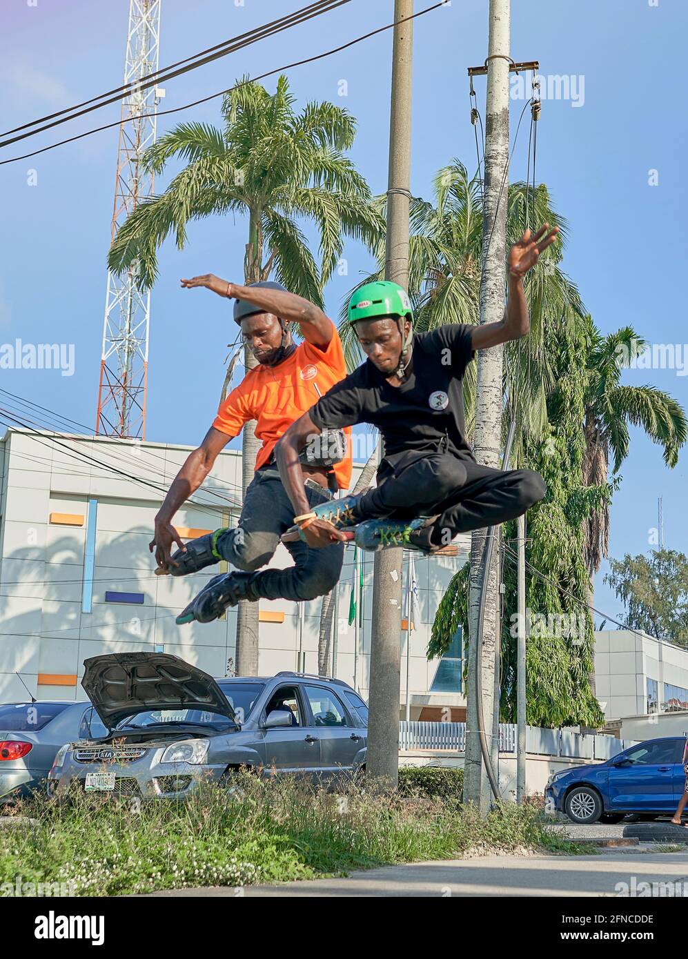 African man rollerblading hi-res stock photography and images - Alamy