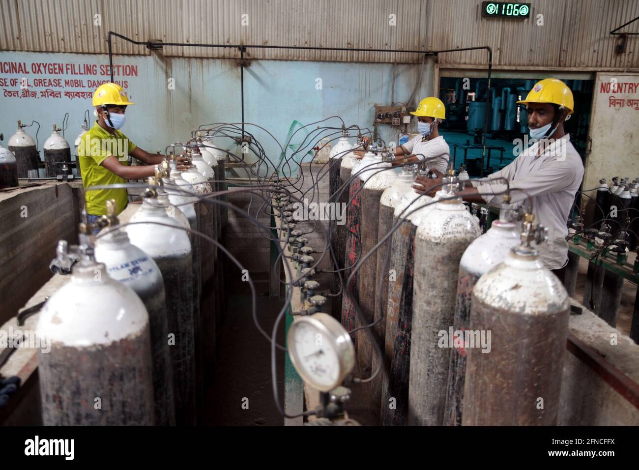Oxygen recycling hi-res stock photography and images - Alamy