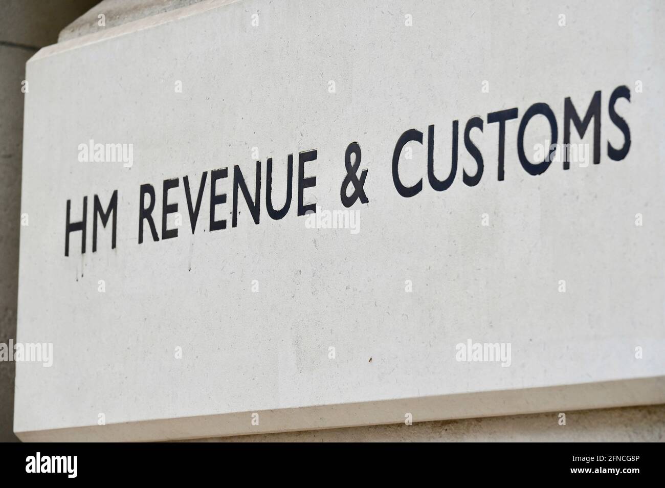 HM Revenue & Customs Sign, Whitehall, London. UK Stock Photo - Alamy