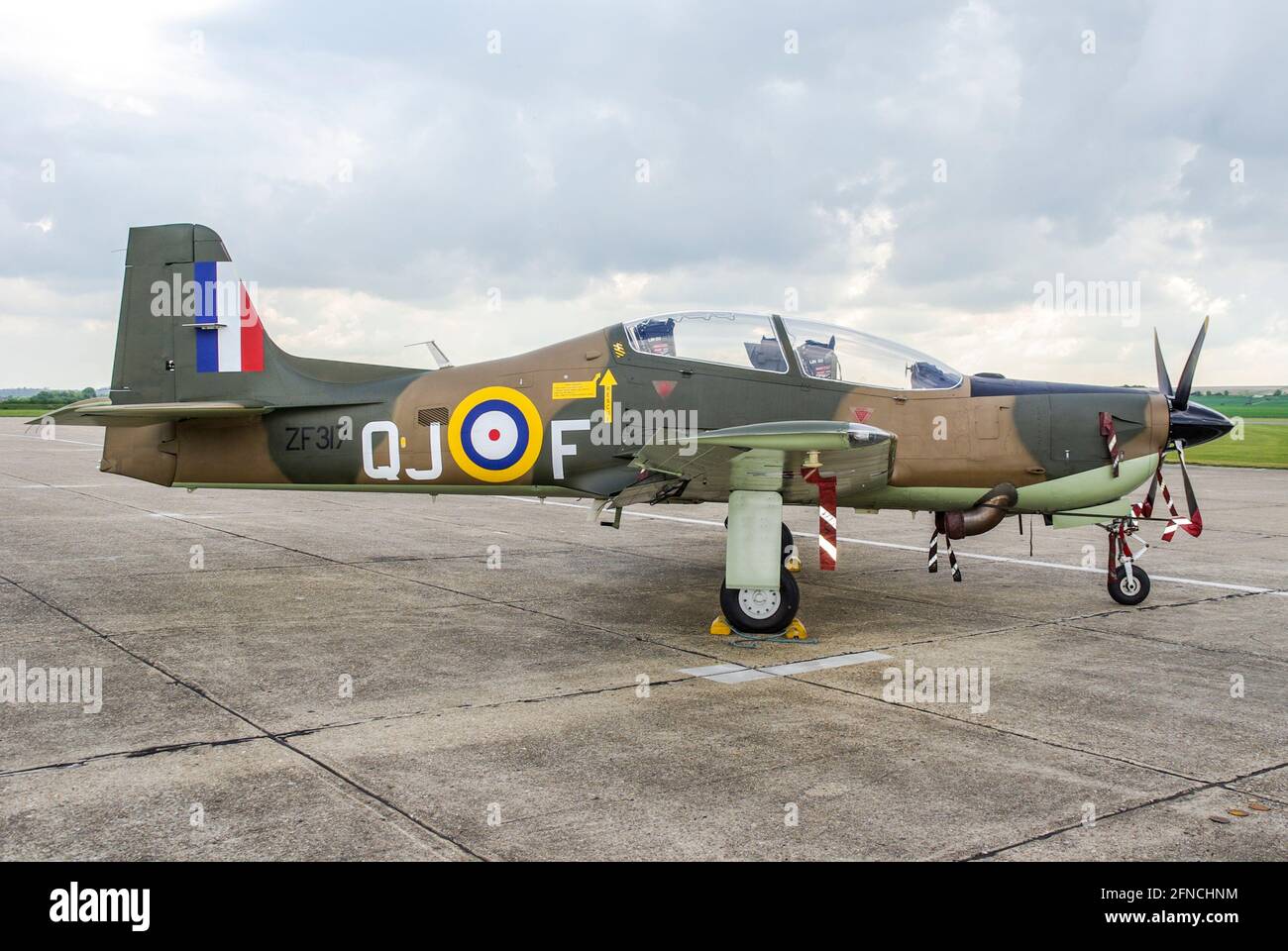 Camouflage paint scheme hi-res stock photography and images - Alamy
