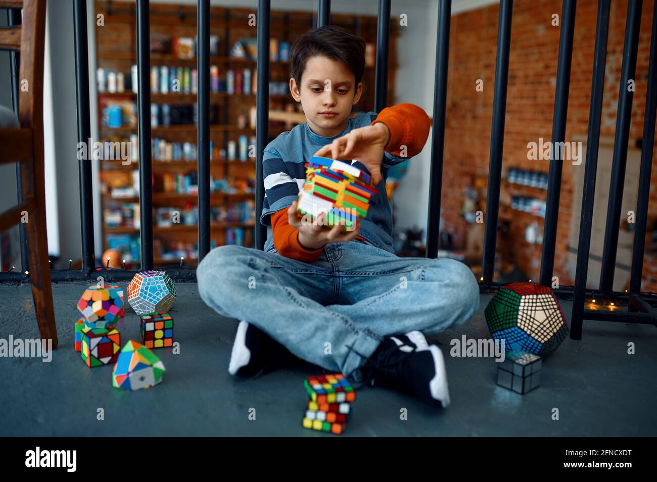 Difficult puzzle hi-res stock photography and images - Alamy